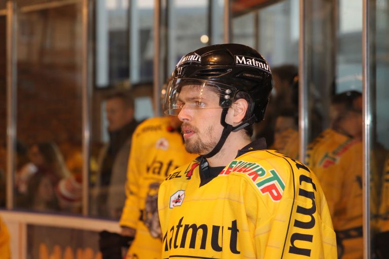 Contrat d’une saison pour Éric Castonguay aux États-Unis - Le Granby ...