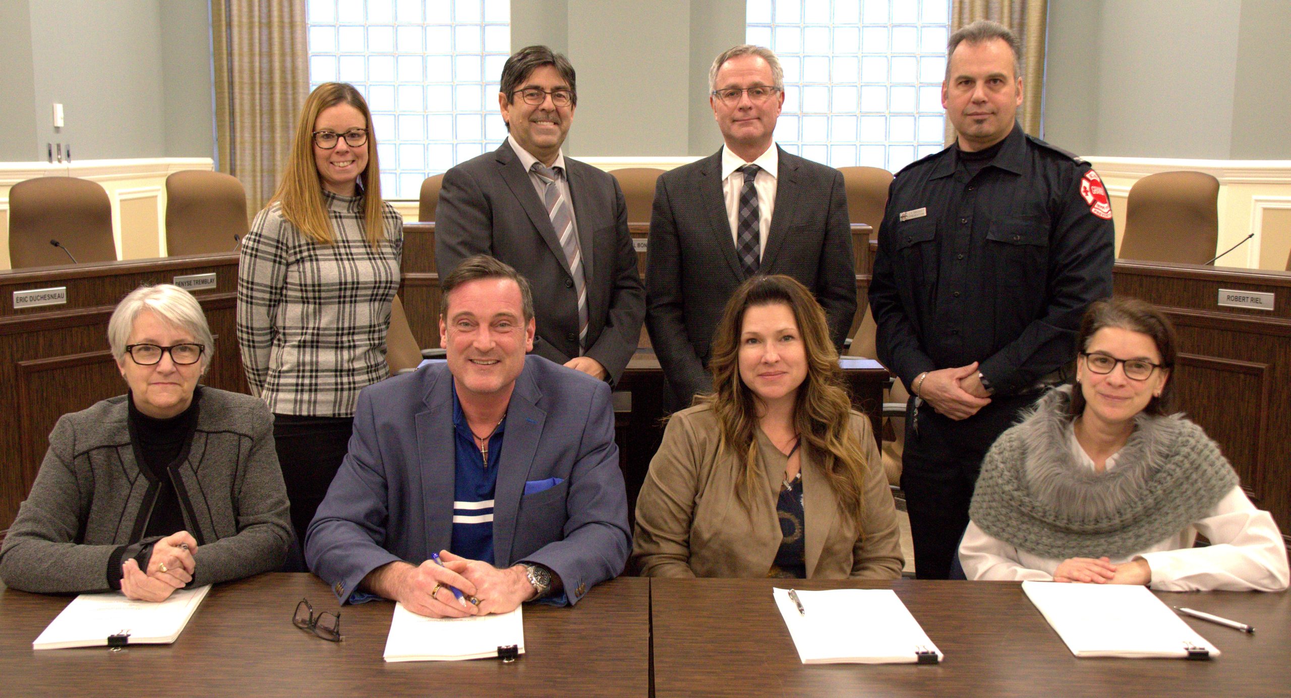 Granby: les cols blancs ont une nouvelle convention collective - Le ...