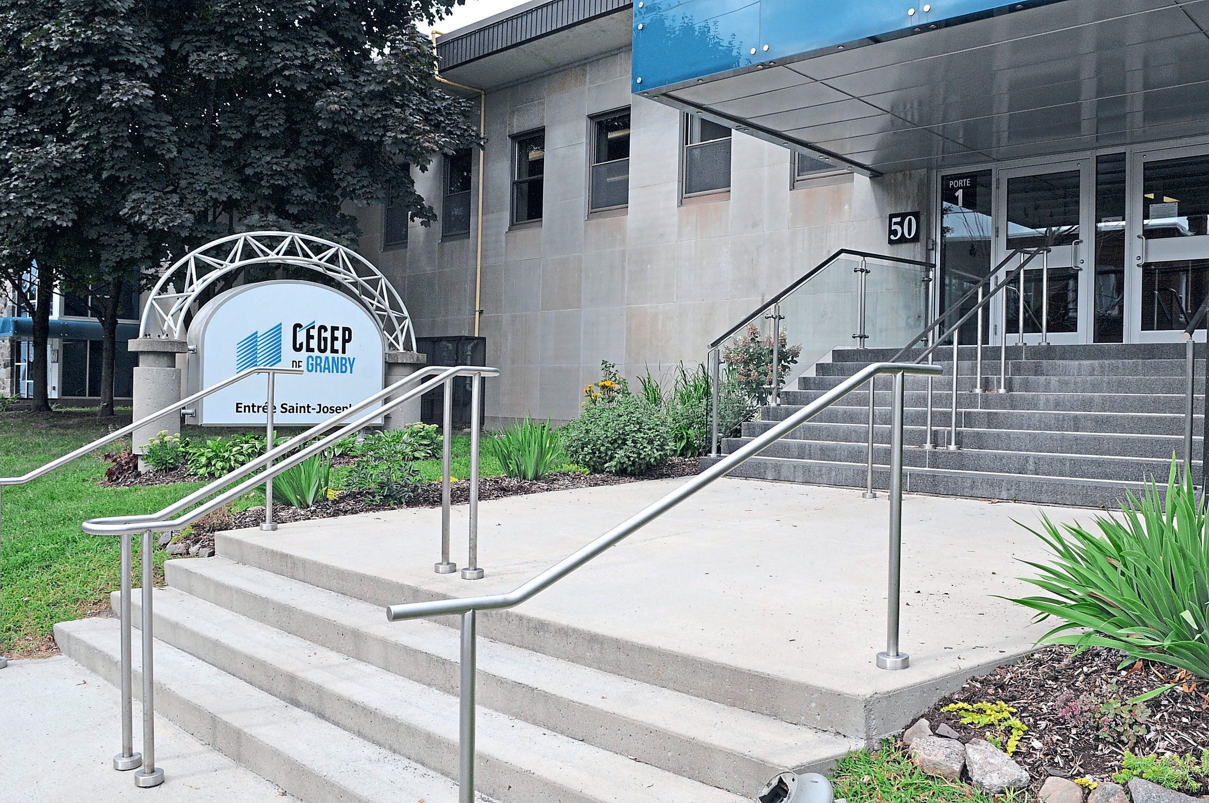 Le grand retour des étudiants au Cégep de Granby - Le Granby Express