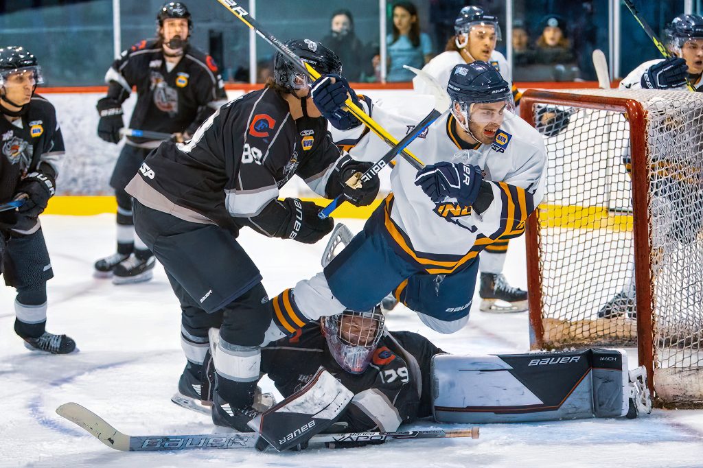 Une victoire des Inouk en surtemps signée Alexandre Caron - Le Granby ...