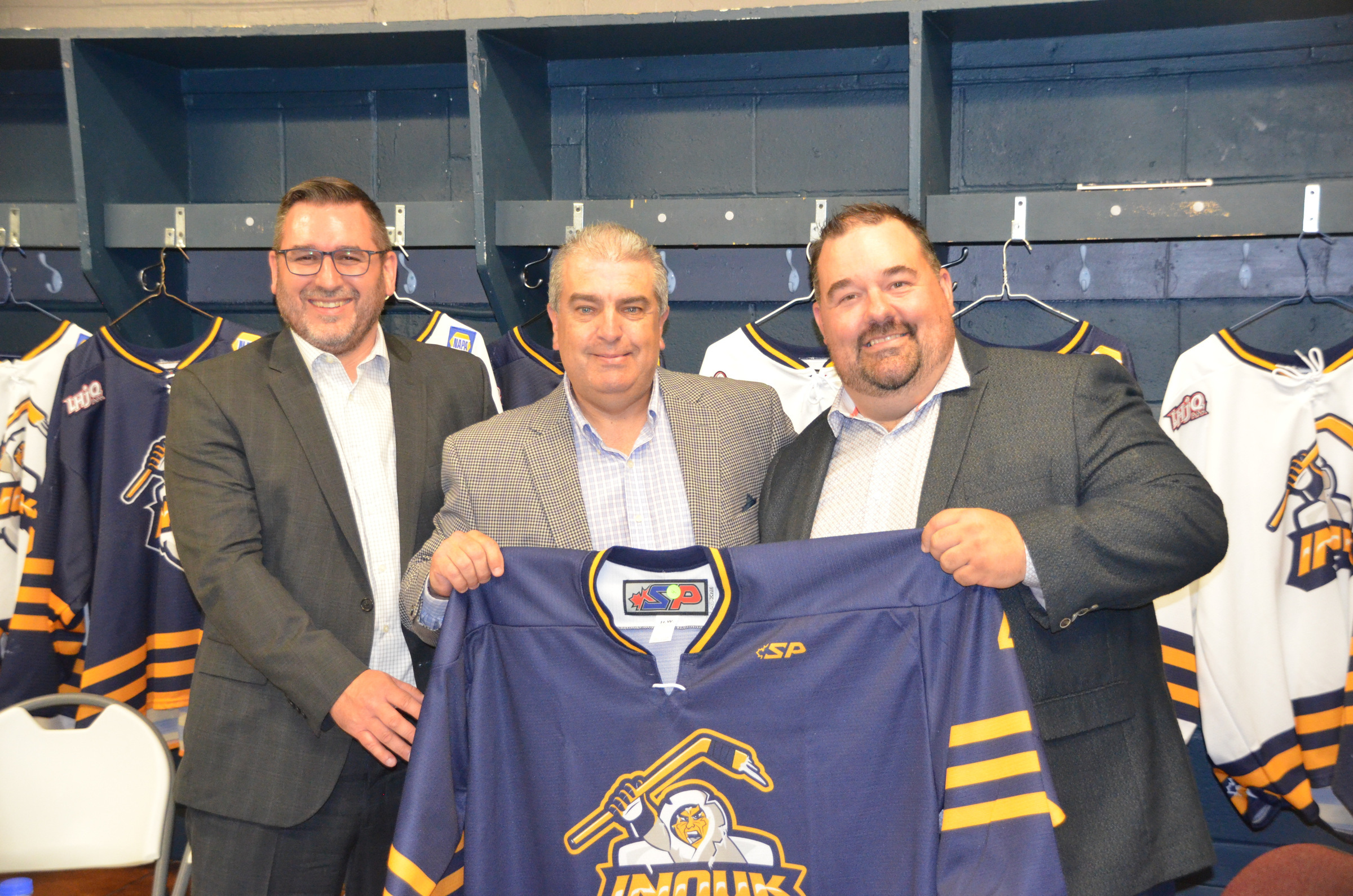 Le banc des Inouk confié à Dominic Desmarais - Le Granby Express