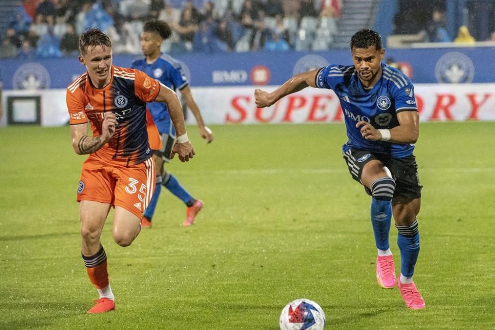 Le milieu de terrain du CF Montréal Ariel Lassiter est sélectionné par ...