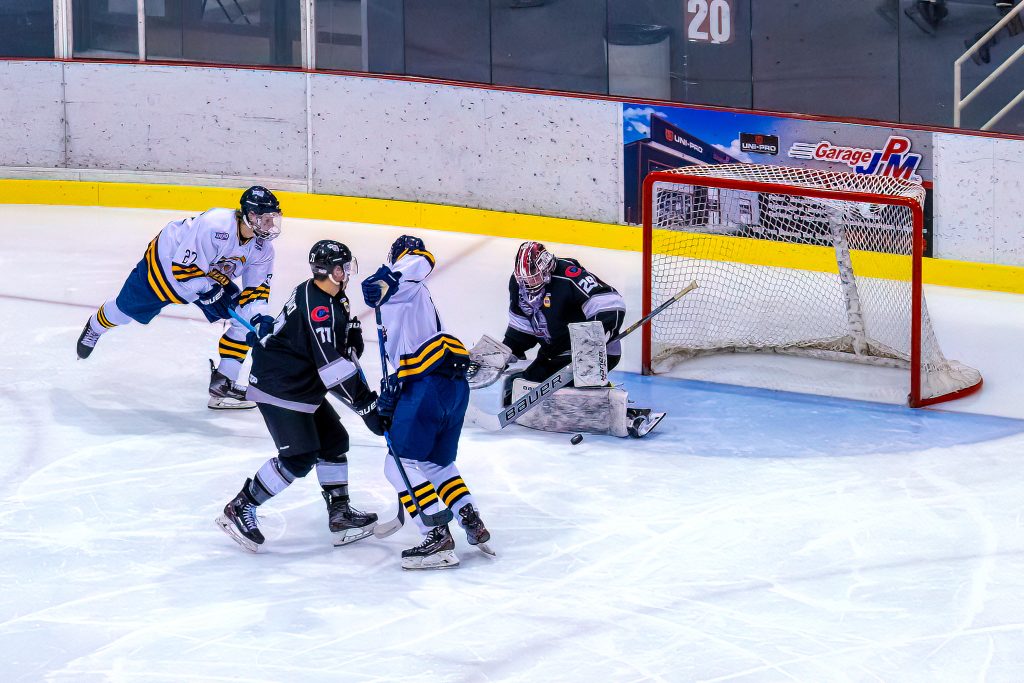 Les Inouk sont corrigés 7-1 à Gatineau - Le Granby Express