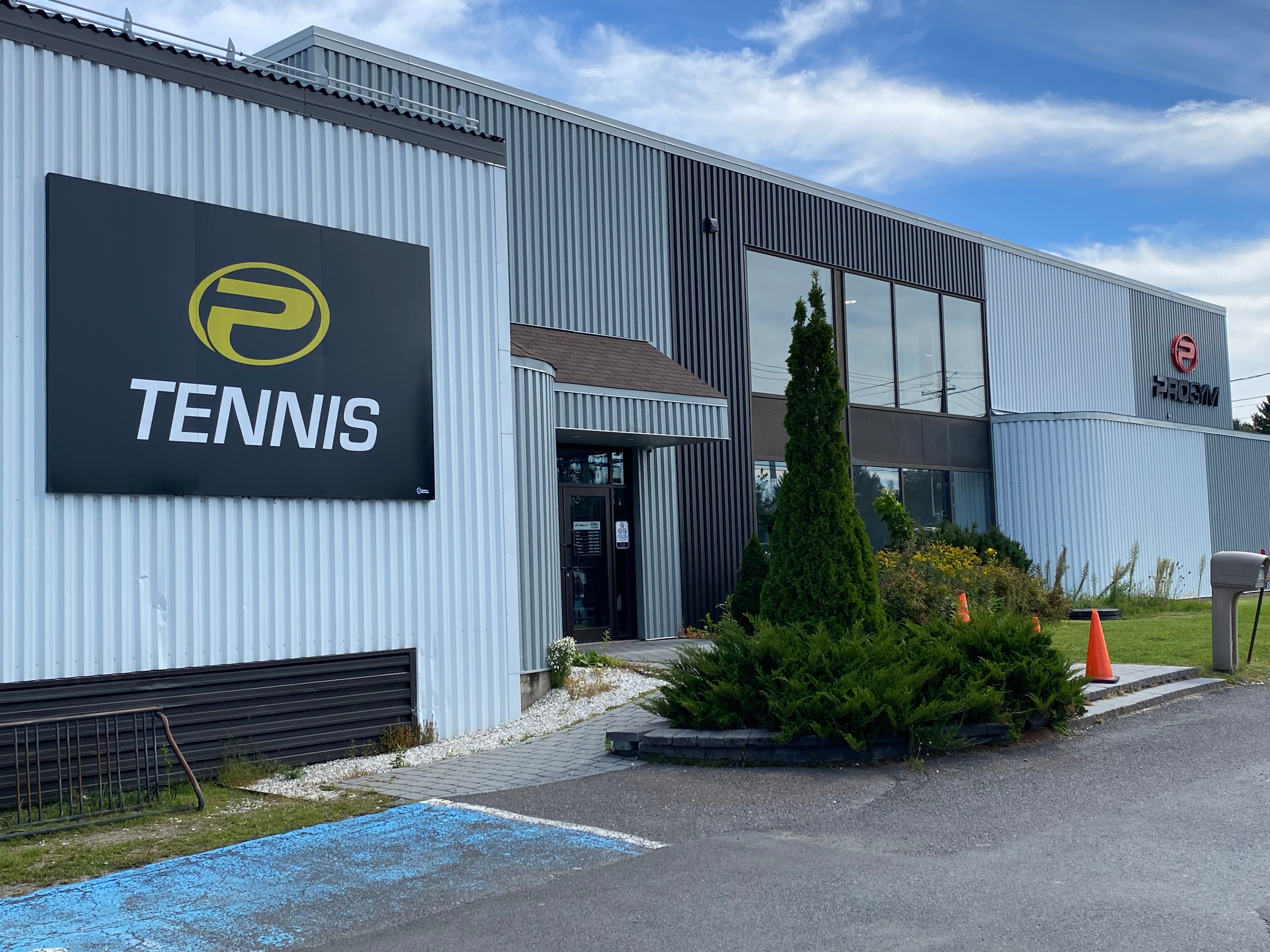 Le pickleball débarque au ProGym Granby - Le Granby Express