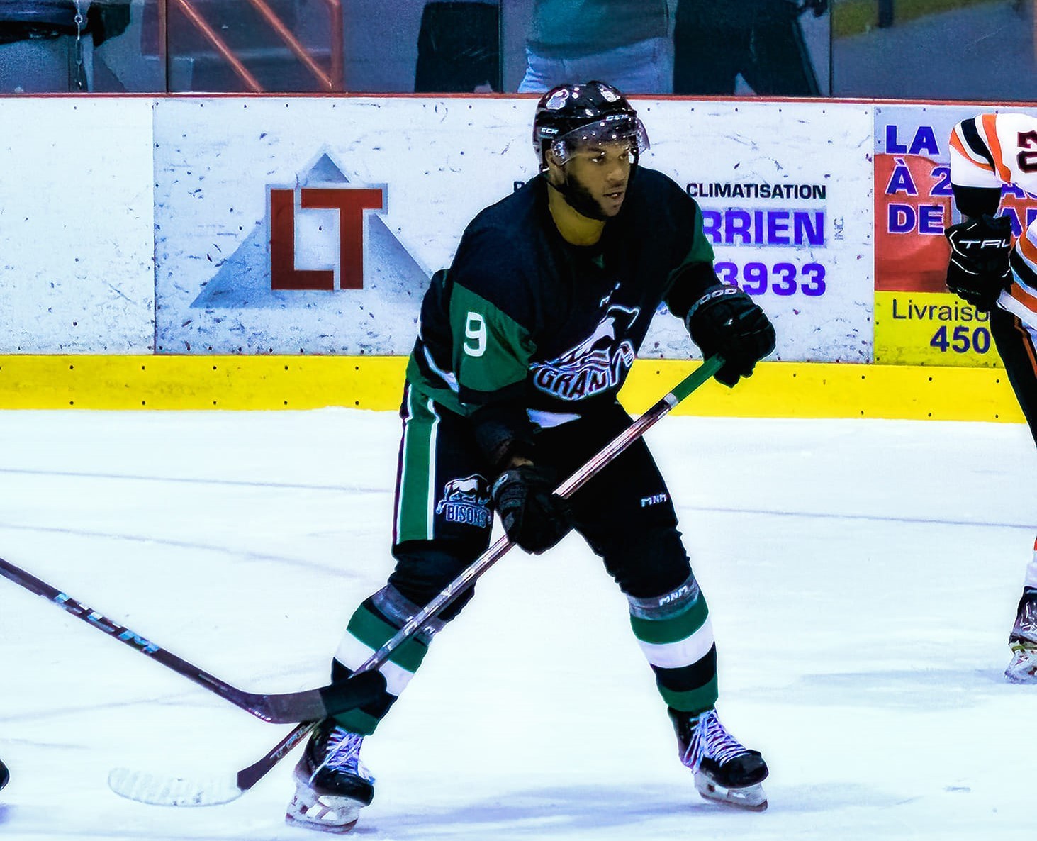 Les Bisons remettent la monnaie de leur pièce au National - Le Granby ...