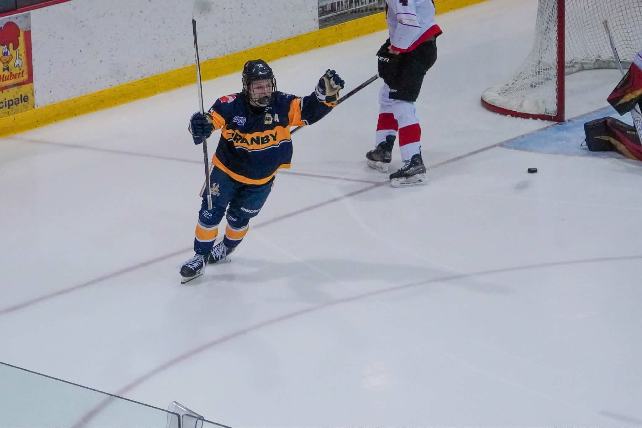 Samuel Dion et L'Indigo battent le Phoenix - Le Granby Express